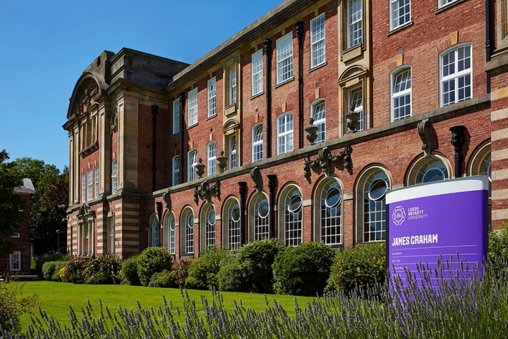 International students | Student information | Leeds Beckett University